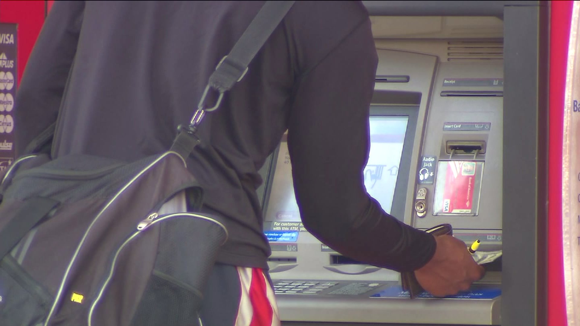 FBI cracks ATM theft ring in Chicago area | WGN-TV FBI cracks ATM theft ring in Chicago area | WGN-TV